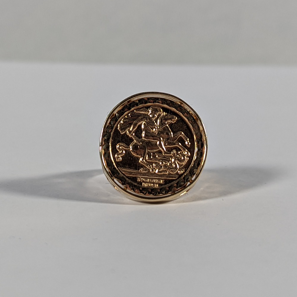 Pre-owned 9ct Yellow Gold St George Coin Ring Size Q - Own4Less